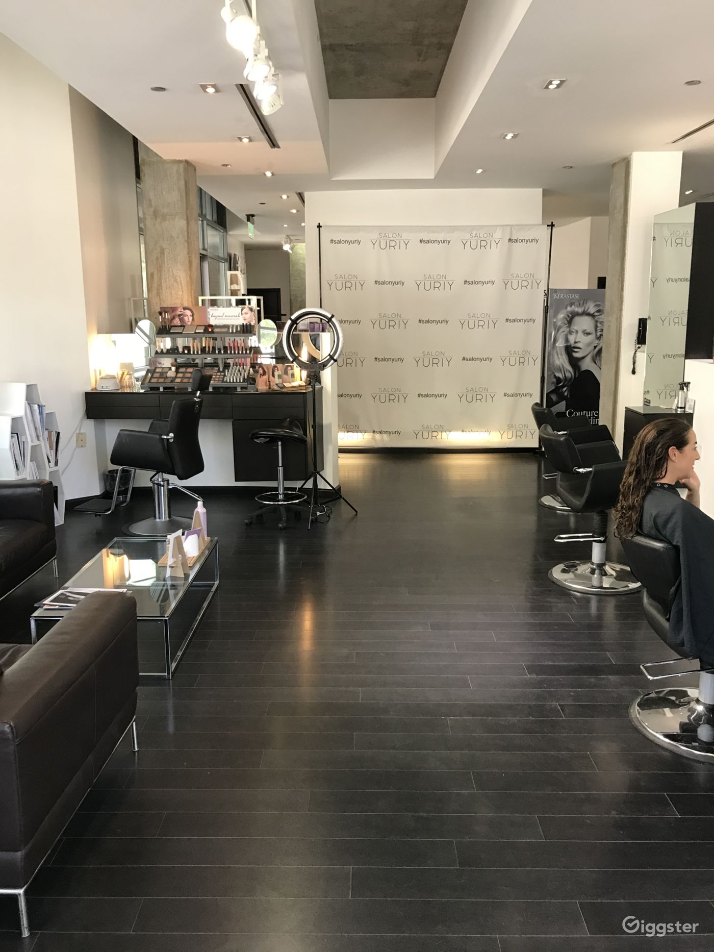 Beautiful Hair Salon with a Modern Twist | Rent this location on Giggster