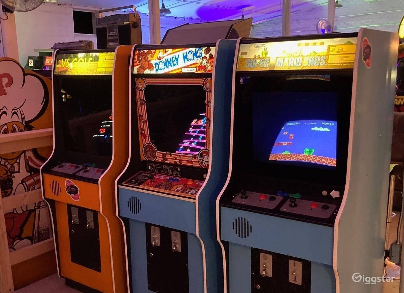 80s classic video arcade and retro game lounge | Rent this location on ...