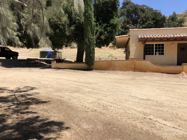 30 Mile Zone Ranch | Rent this location on Giggster