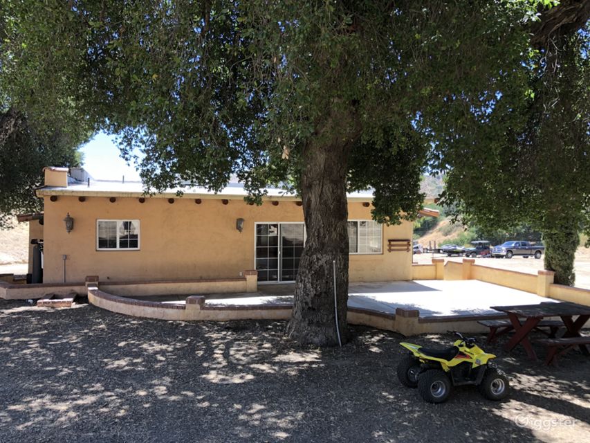 30 Mile Zone Ranch | Rent this location on Giggster