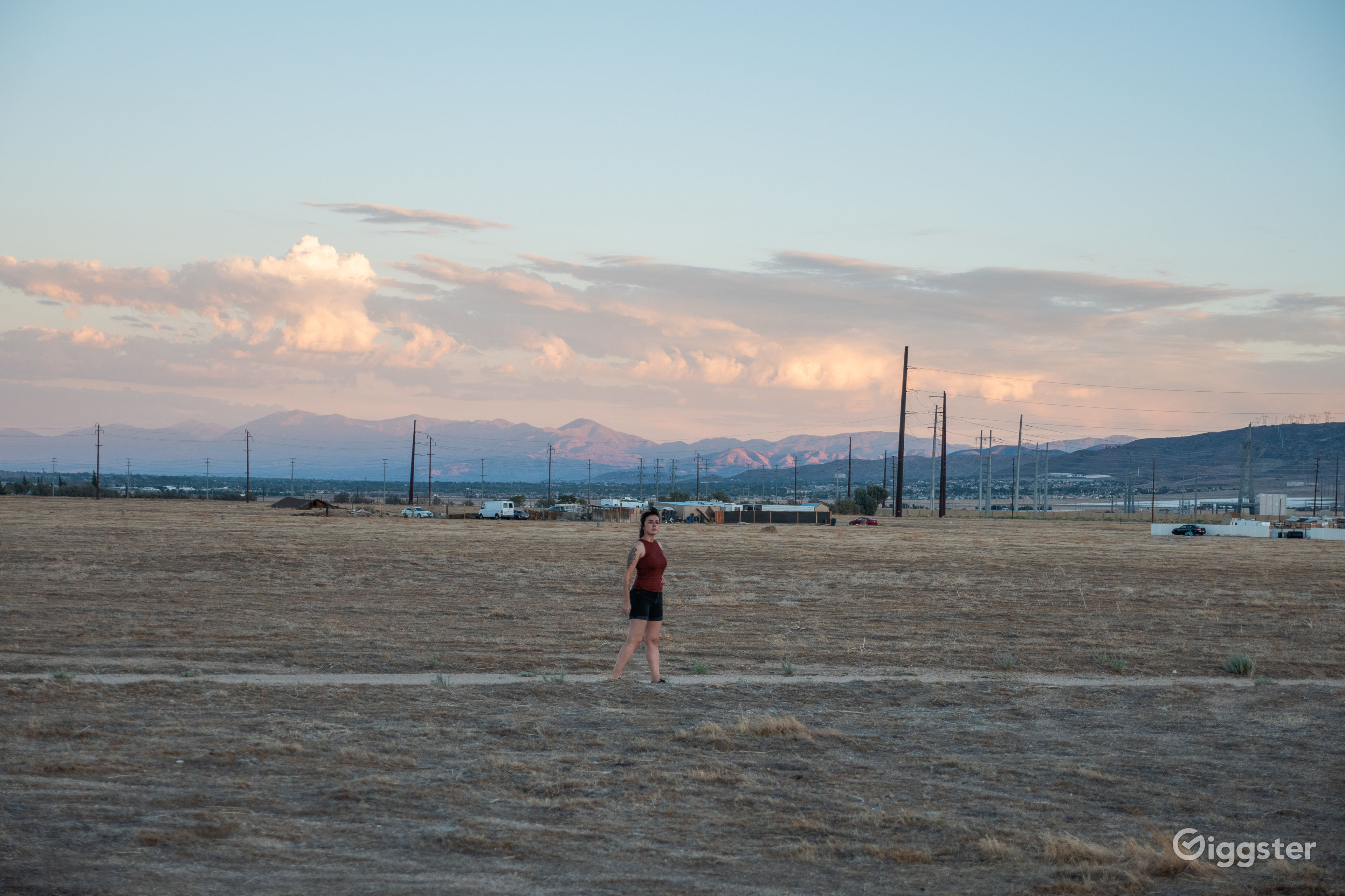 Open Desert with Wooden Backdrop and C-Stand | Rent this location on ...