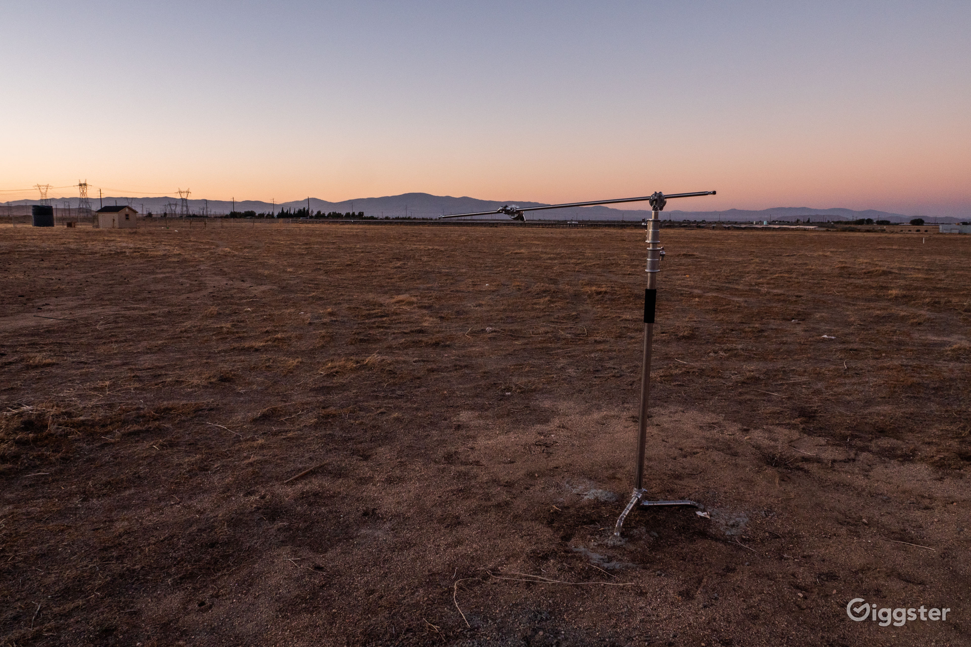 Open Desert with Wooden Backdrop and C-Stand | Rent this location on ...