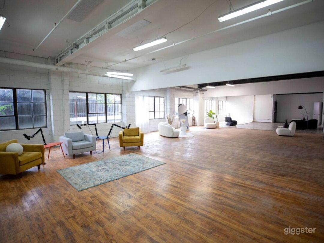 2,400 sq.ft. Industrial-Chic Loft in Downtown Toronto | Rent this ...