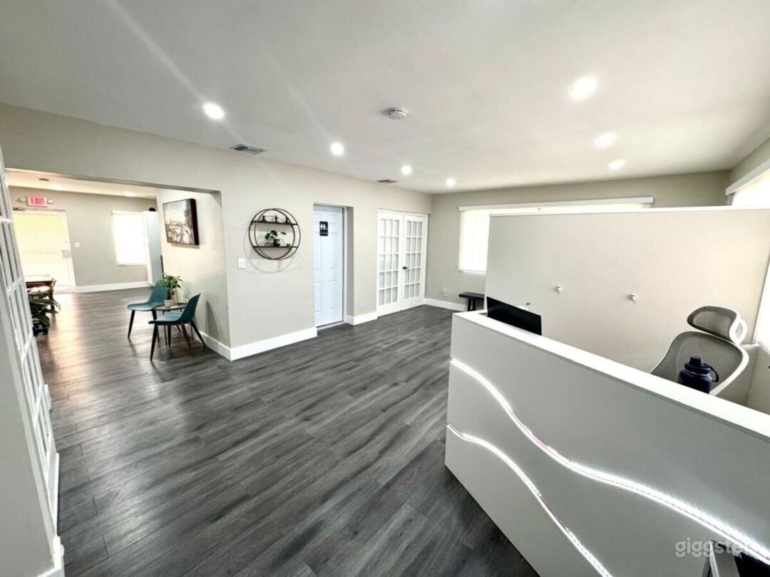 Modern Zen Wellness Center | Rent this location on Giggster