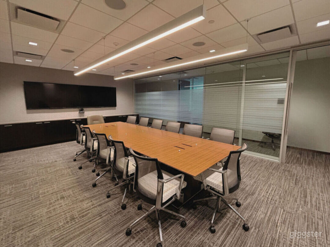 Spacious Suburban 12-Person Conference Room | Rent this location on ...
