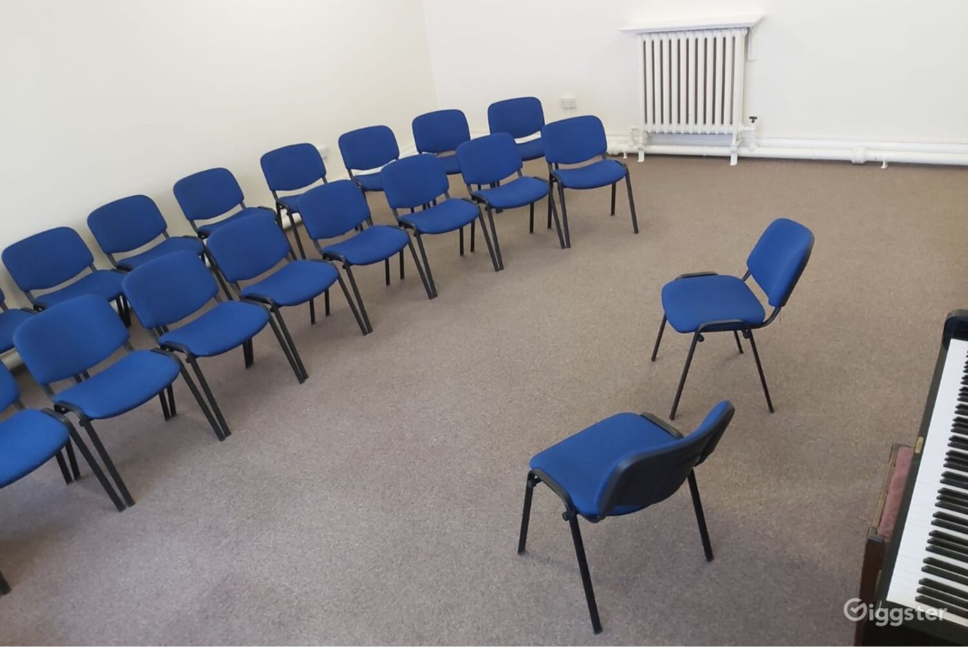 The Choir Room | Rent this location on Giggster