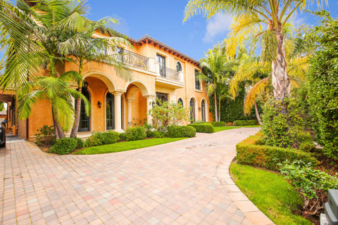 Mediterranean Villa / Mansion in Beverly Hills | Rent this location on ...