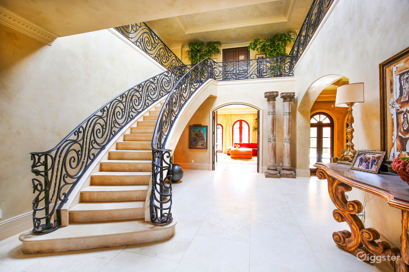 Mediterranean Villa / Mansion in Beverly Hills | Rent this location on ...