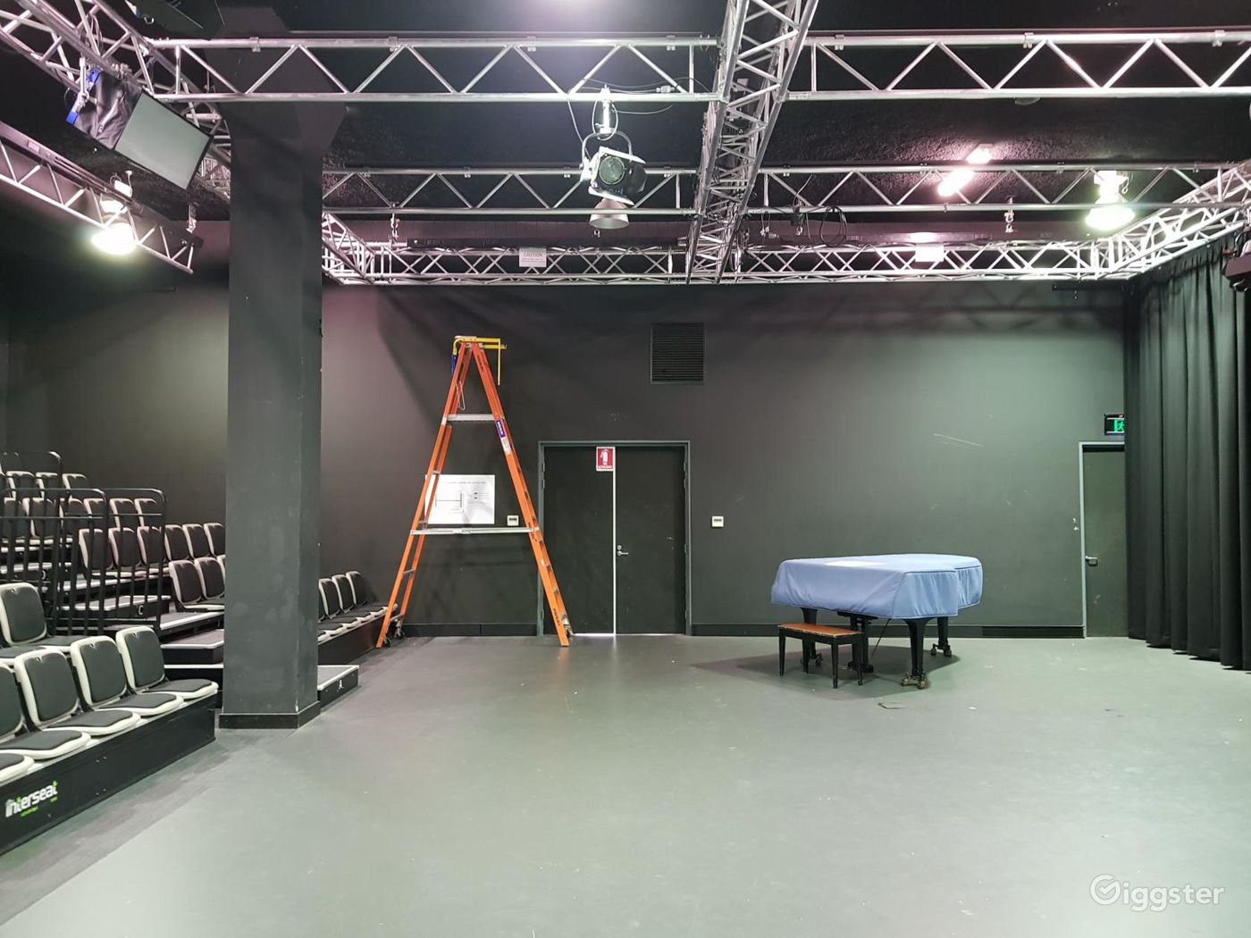 Soundstage | Rent this location on Giggster