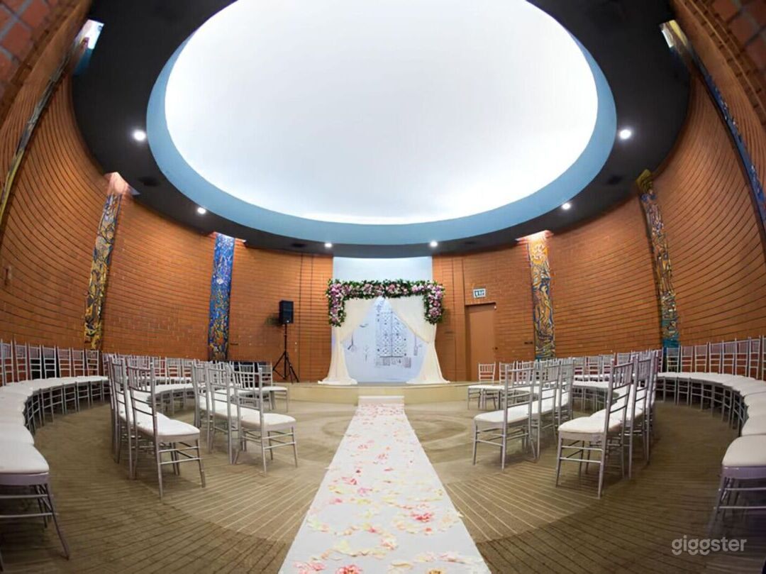 Intimate Chapel in Beverly Hills | Rent this location on Giggster