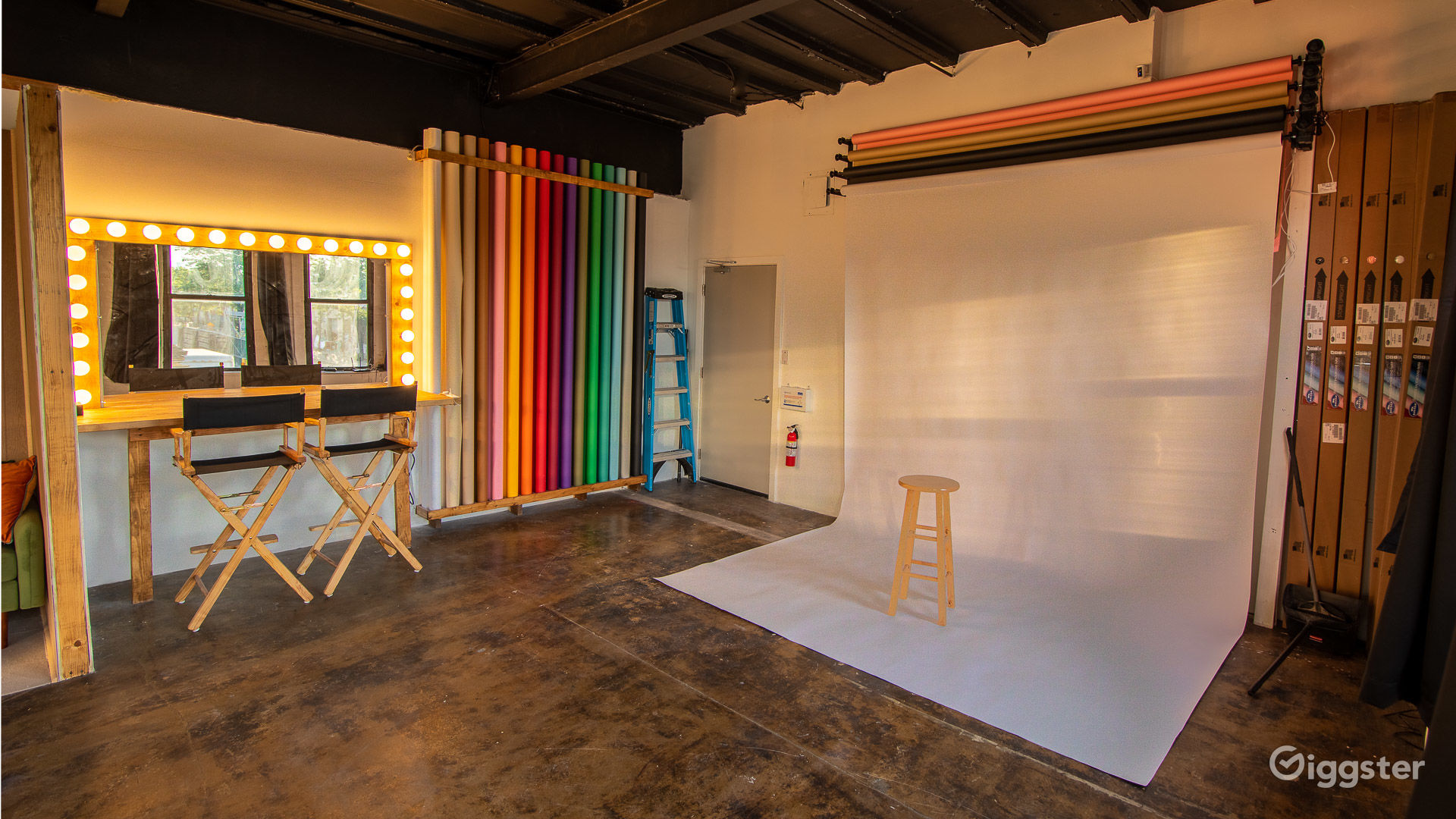 All Inclusive Multi Set Photo Studio | Rent this location on Giggster