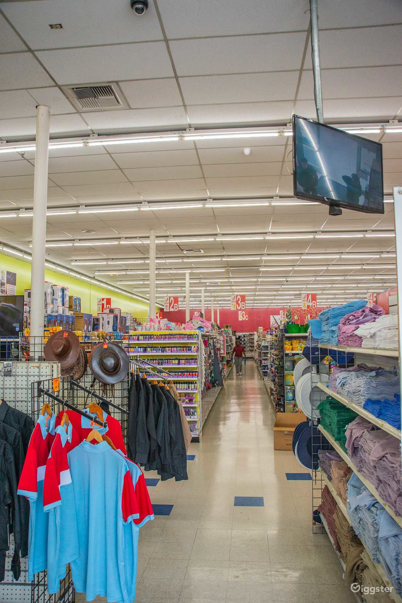 Huge Department Store in Inglewood | Rent this location on Giggster