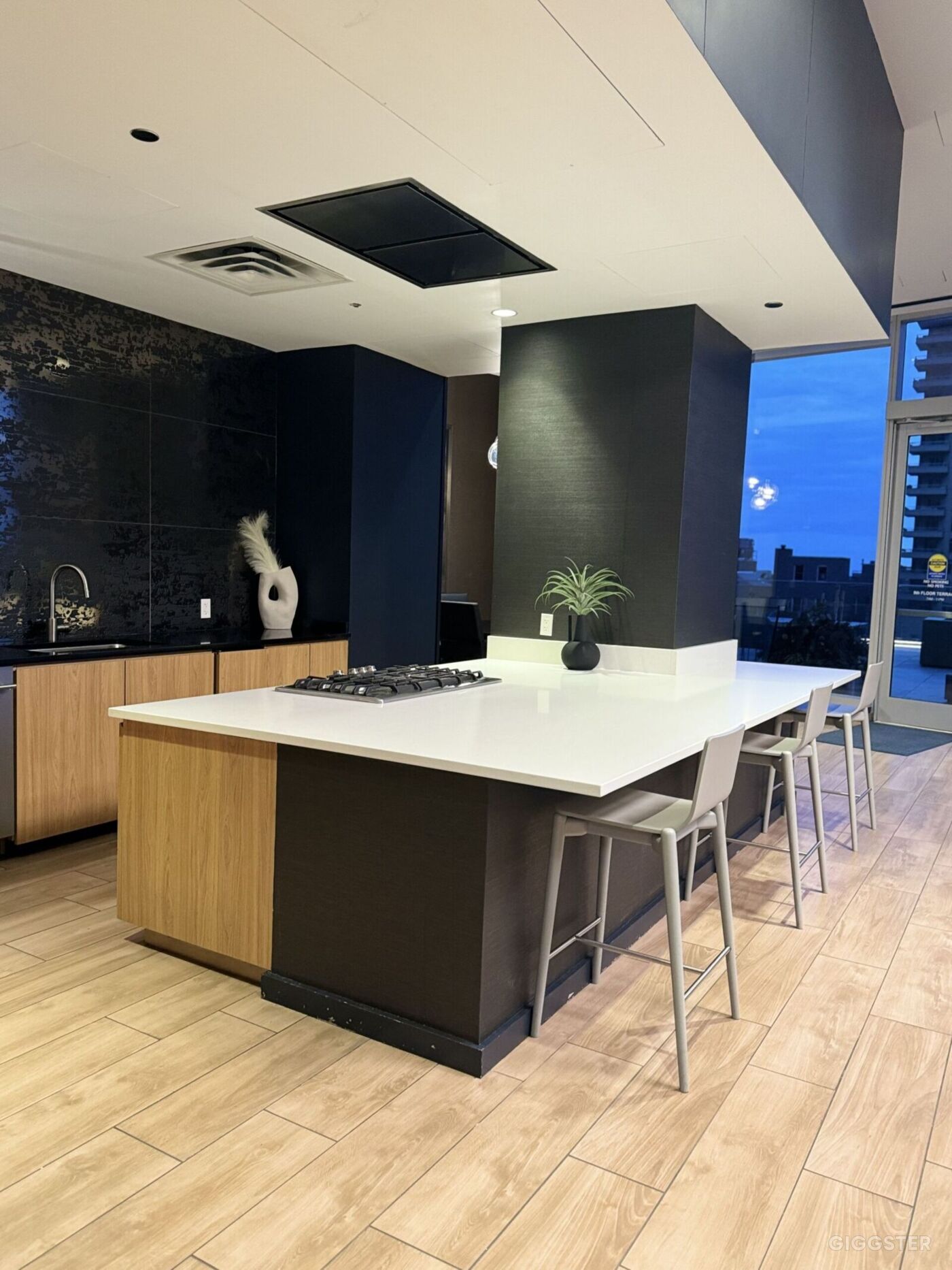 Luxury Demonstration Kitchen W/ Panoramic View | Rent this location on ...