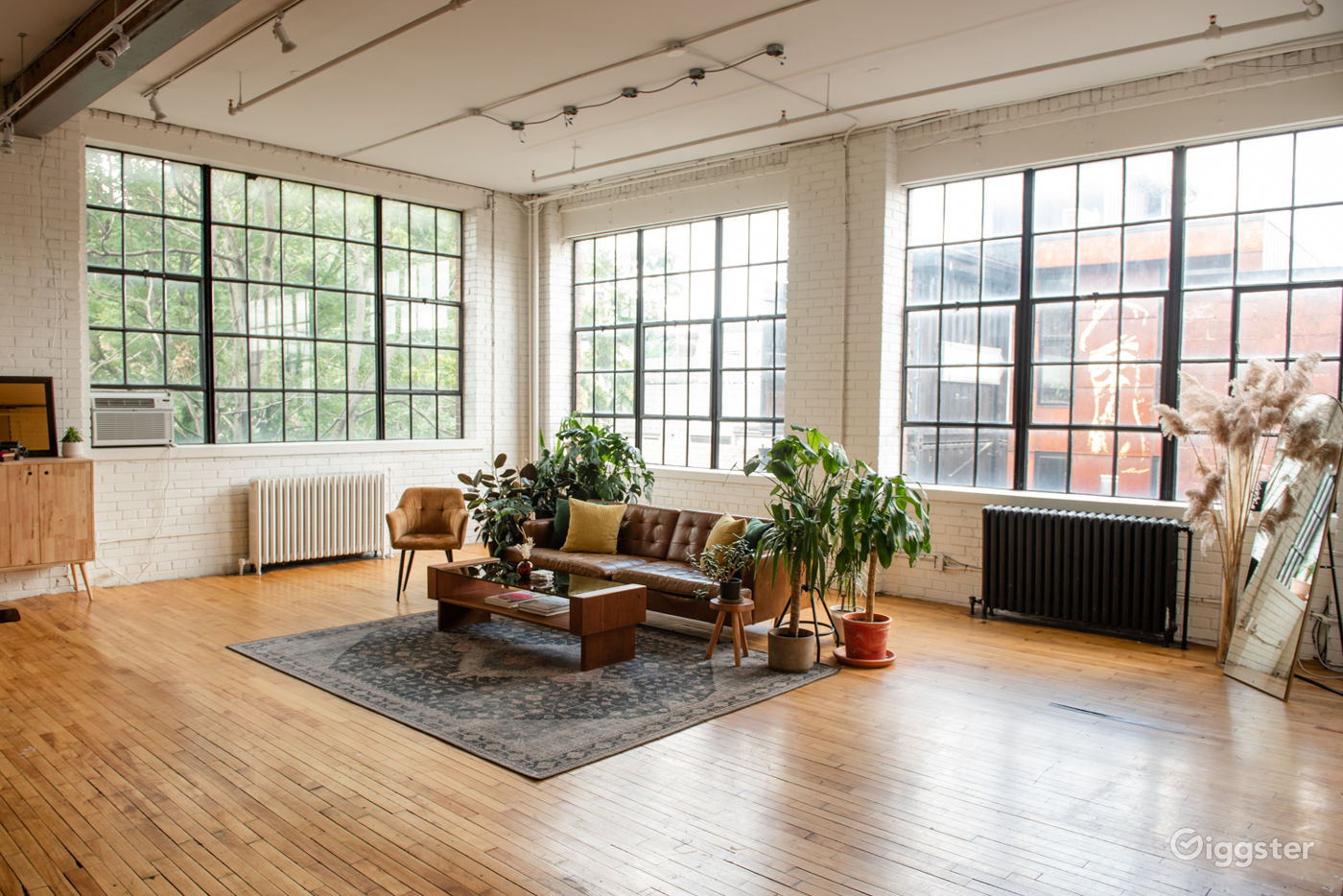 New York Style Loft Studio | Rent this location on Giggster