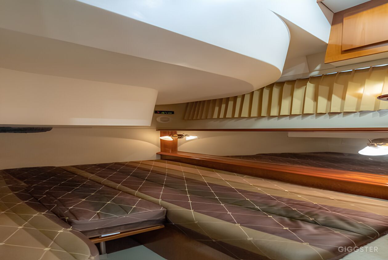 Carver 50” II Yacht | Rent this location on Giggster