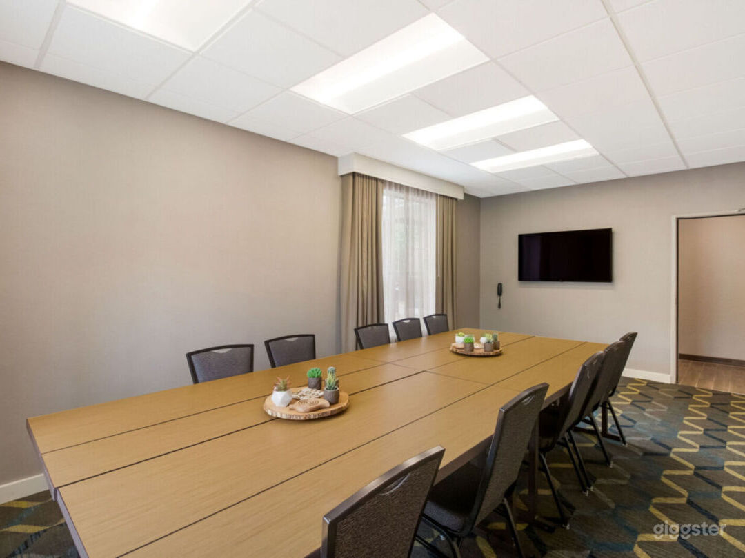 Boardroom seats 10 people | Rent this location on Giggster