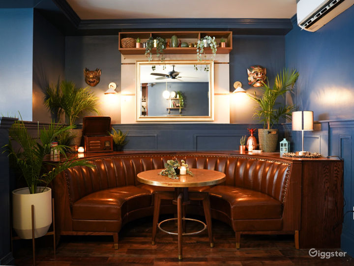 Intimate Cocktail Bar In Brooklyn Rent This Location On Giggster