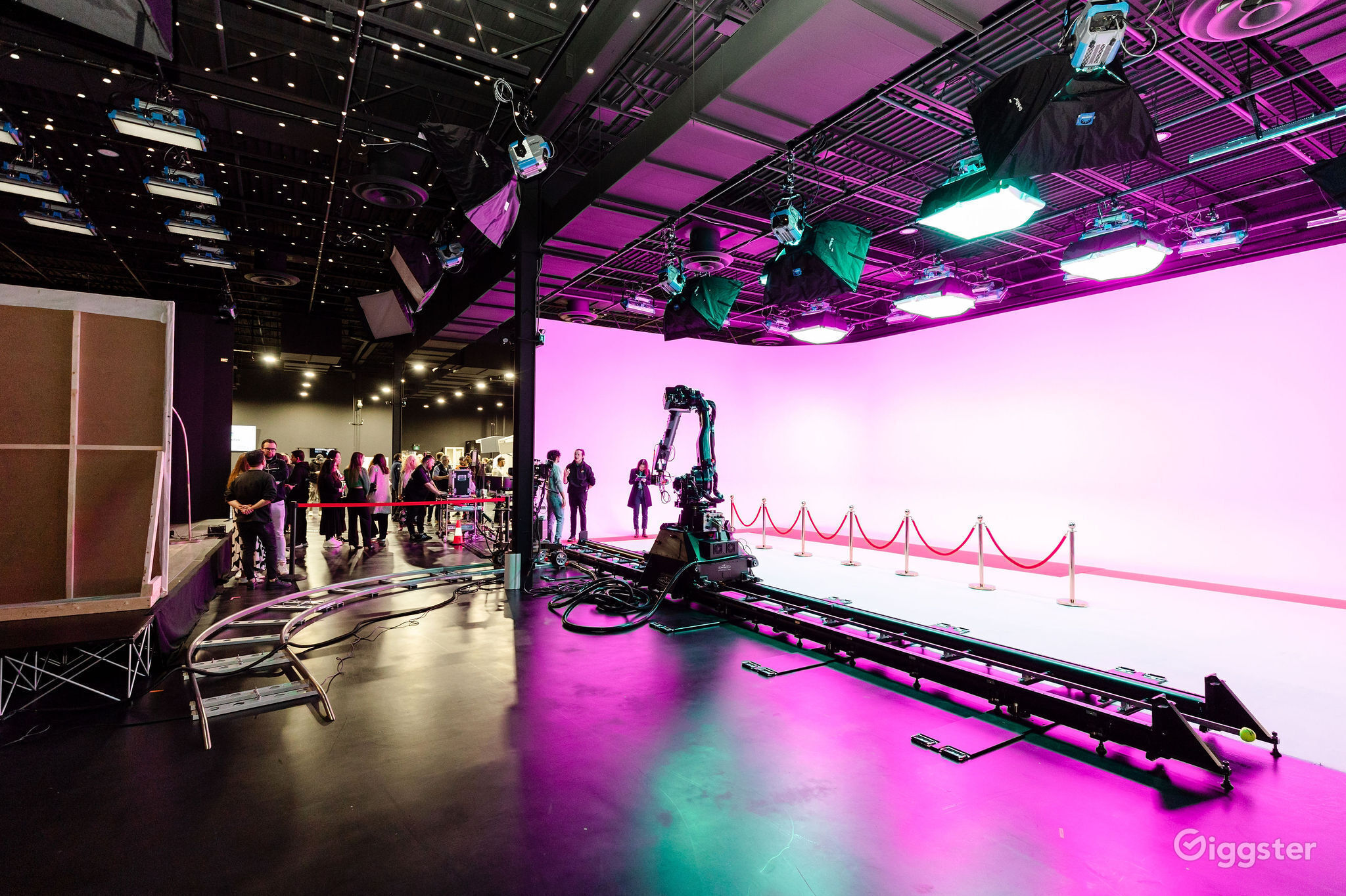 Cyclorama Stage with Arri Lighting Grid | Rent this location on Giggster