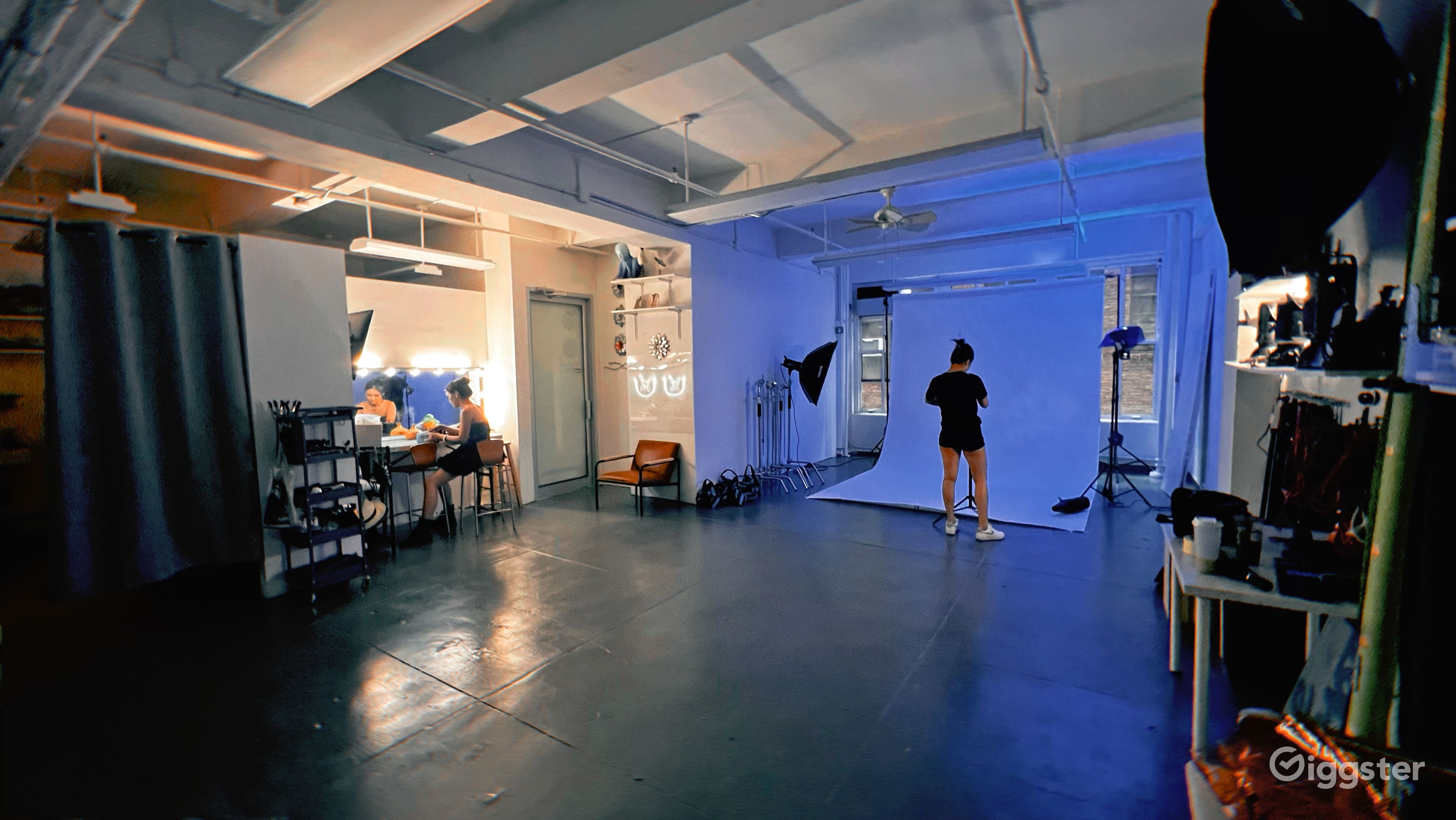 MIDTOWN- MULTI-PURPOSE STUDIO | Rent this location on Giggster