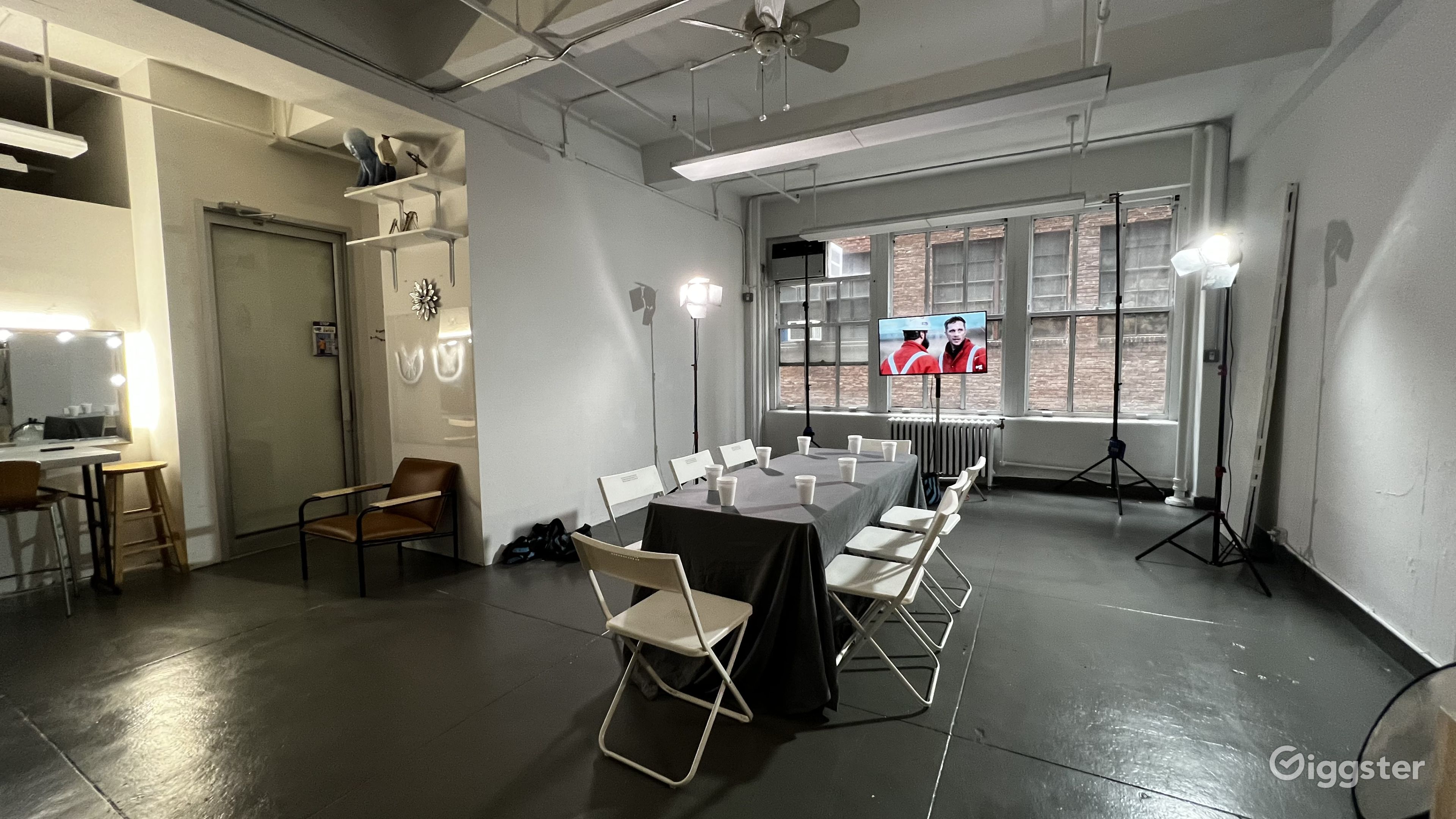 MIDTOWN- MULTI-PURPOSE STUDIO | Rent this location on Giggster