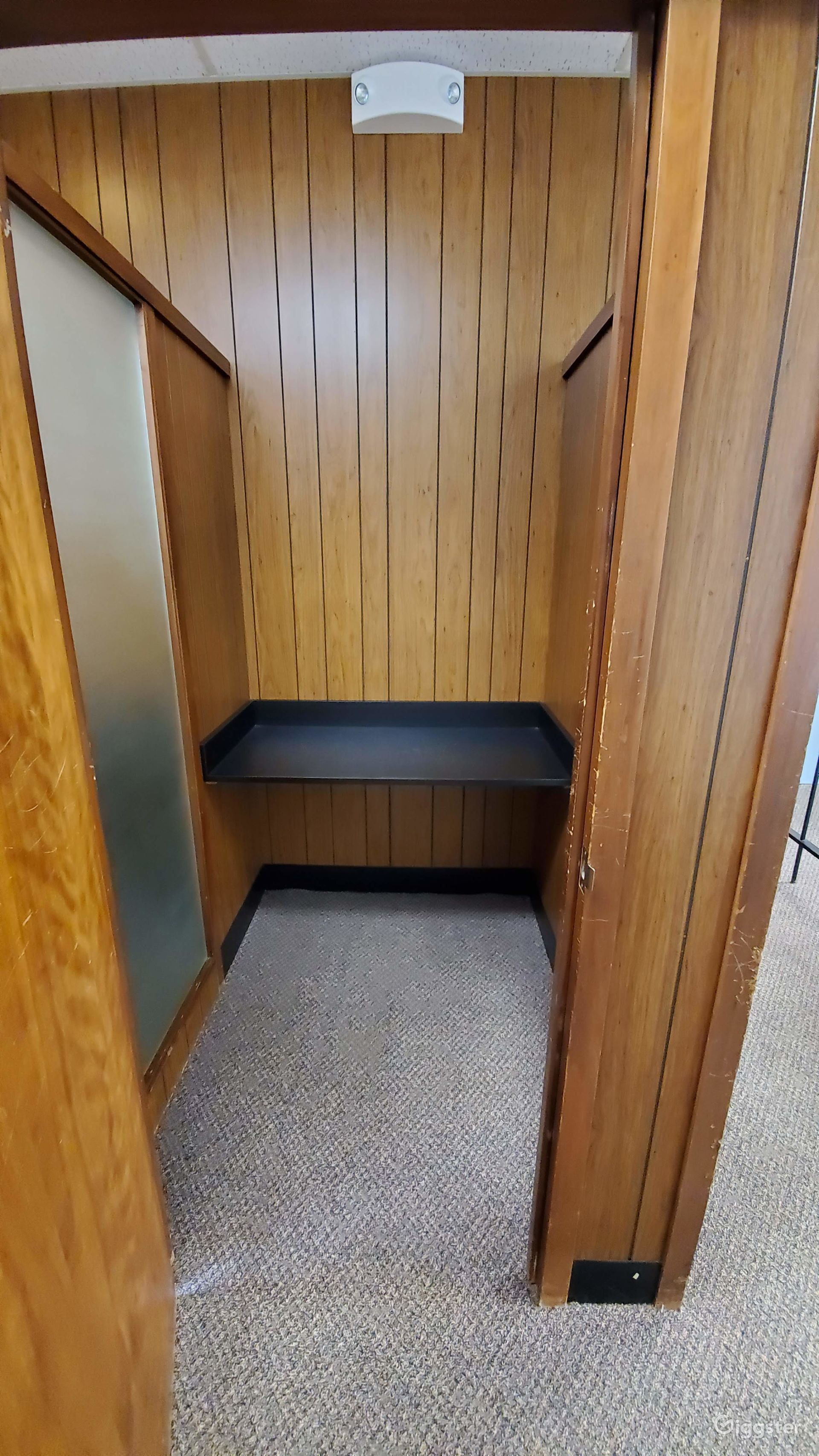 The BEST 10 Interview venues to rent near me | Giggster