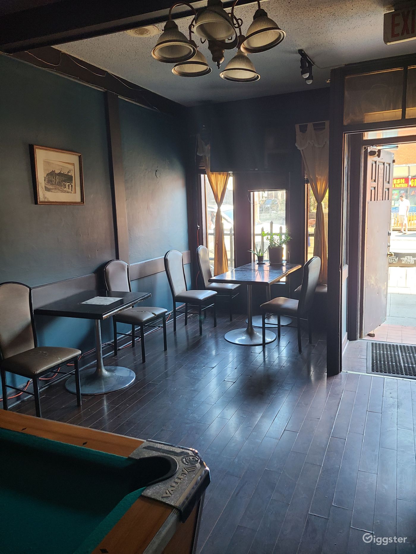 Unique and Creative Bar in Toronto | Rent this location on Giggster
