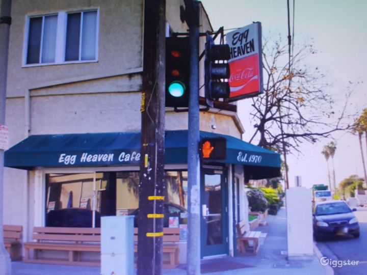 Corner Cafe, Retro Diner, Restaurant | Rent this location on Giggster