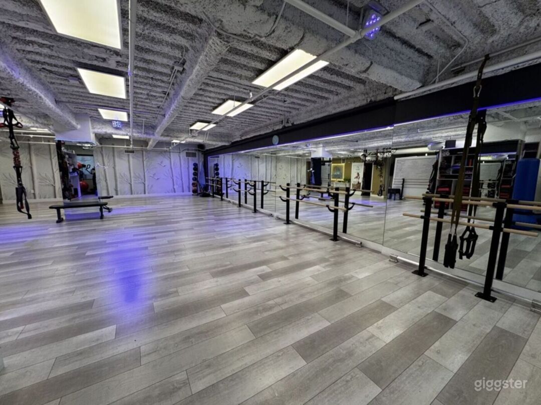 Fully Functional Studio in the Heart of Beverly Hills | Rent this ...