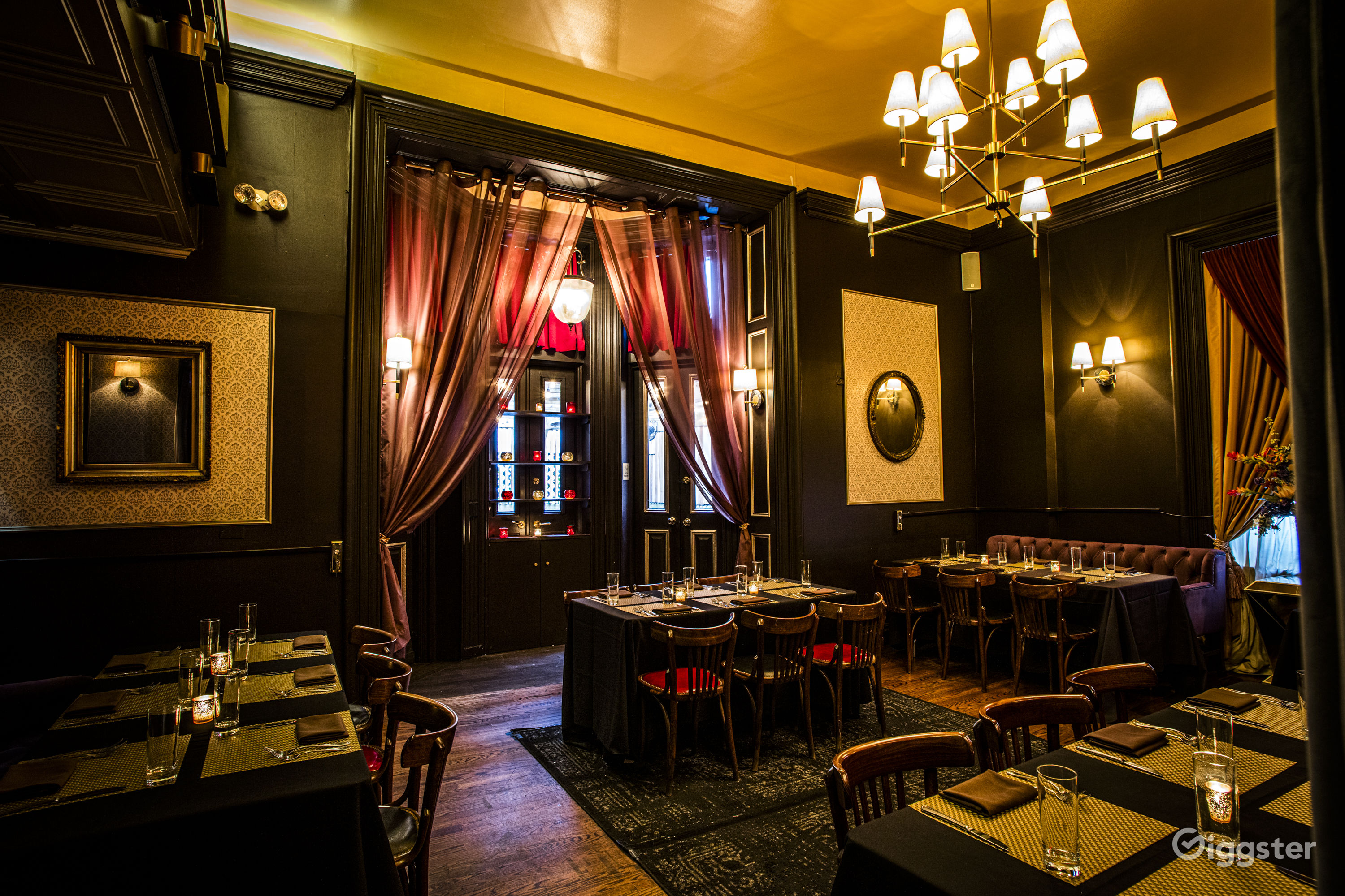 Elegant parlor rooms perfect for shoots and events | Rent this location ...