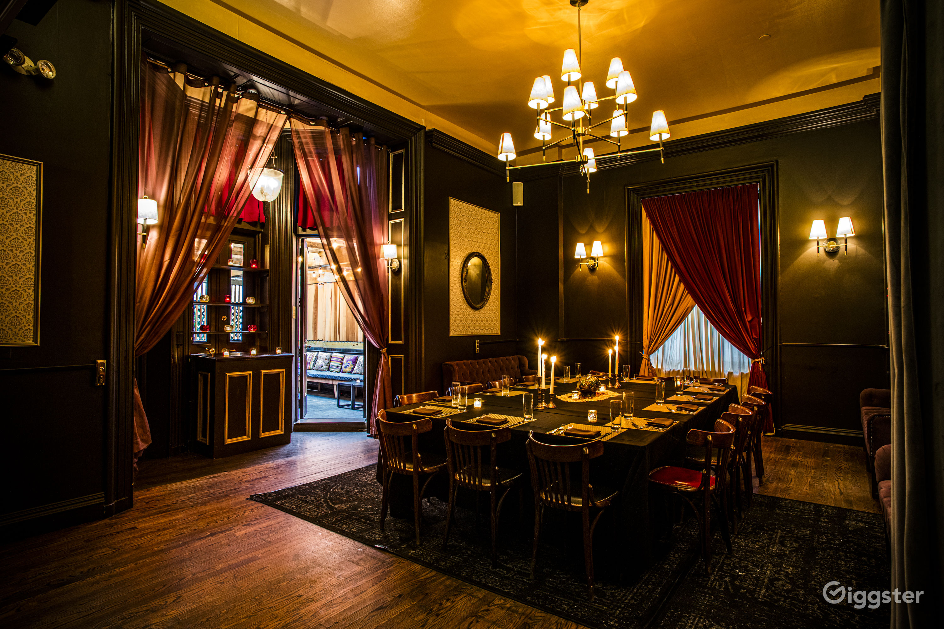 Elegant parlor rooms perfect for shoots and events | Rent this location ...