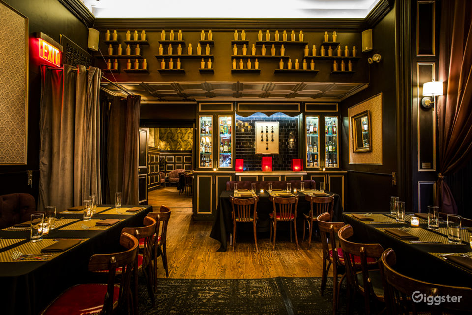 Elegant parlor rooms perfect for shoots and events | Rent this location ...