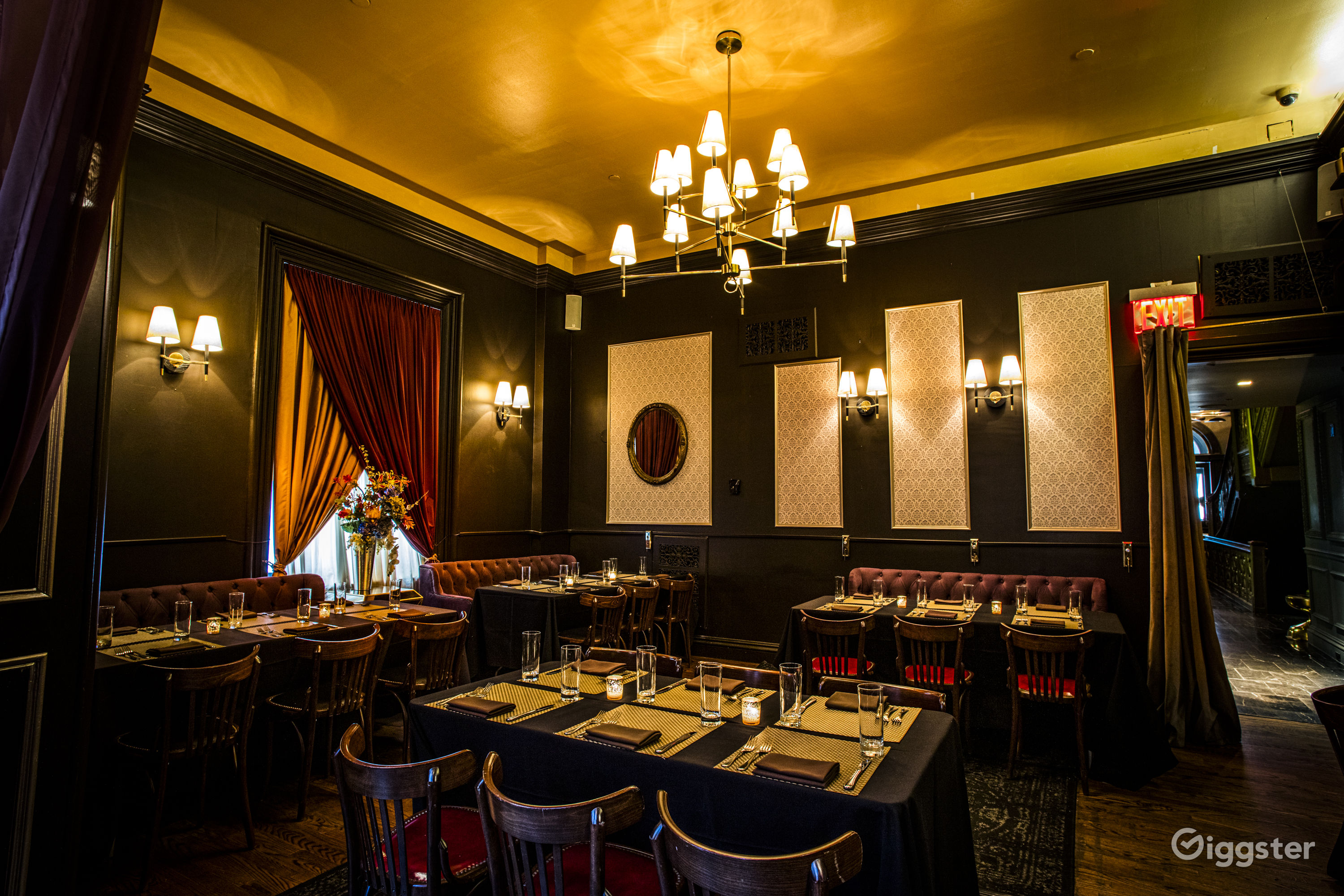 Elegant parlor rooms perfect for shoots and events | Rent this location ...