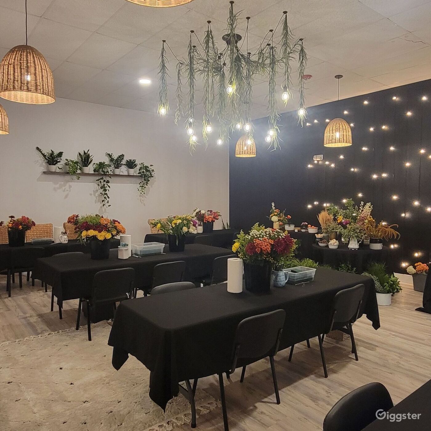 Oasis Events (boho, cozy, event room) | Rent this location on Giggster