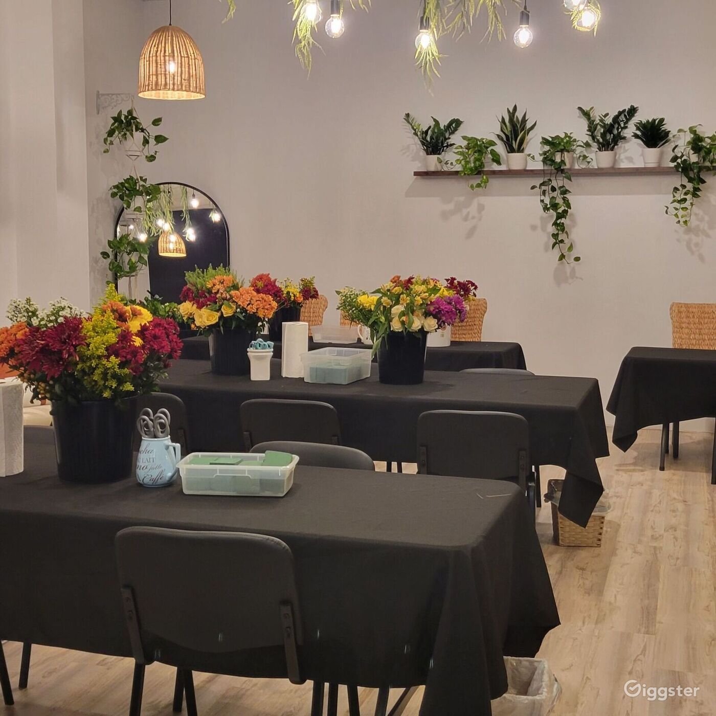 Oasis Events (boho, cozy, event room) | Rent this location on Giggster
