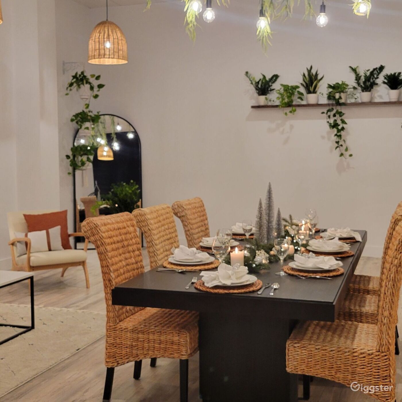 Oasis Events (boho, cozy, event room) | Rent this location on Giggster