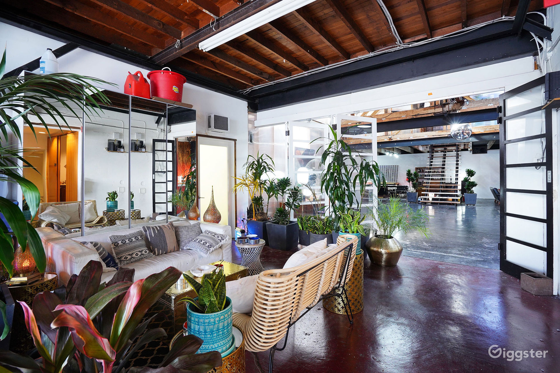 Hip Industrial Warehouse Loft Space Downtown LA | Rent this location on ...