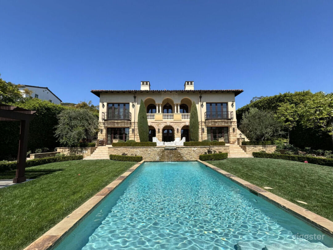 Tuscan Villa Home | Rent this location on Giggster