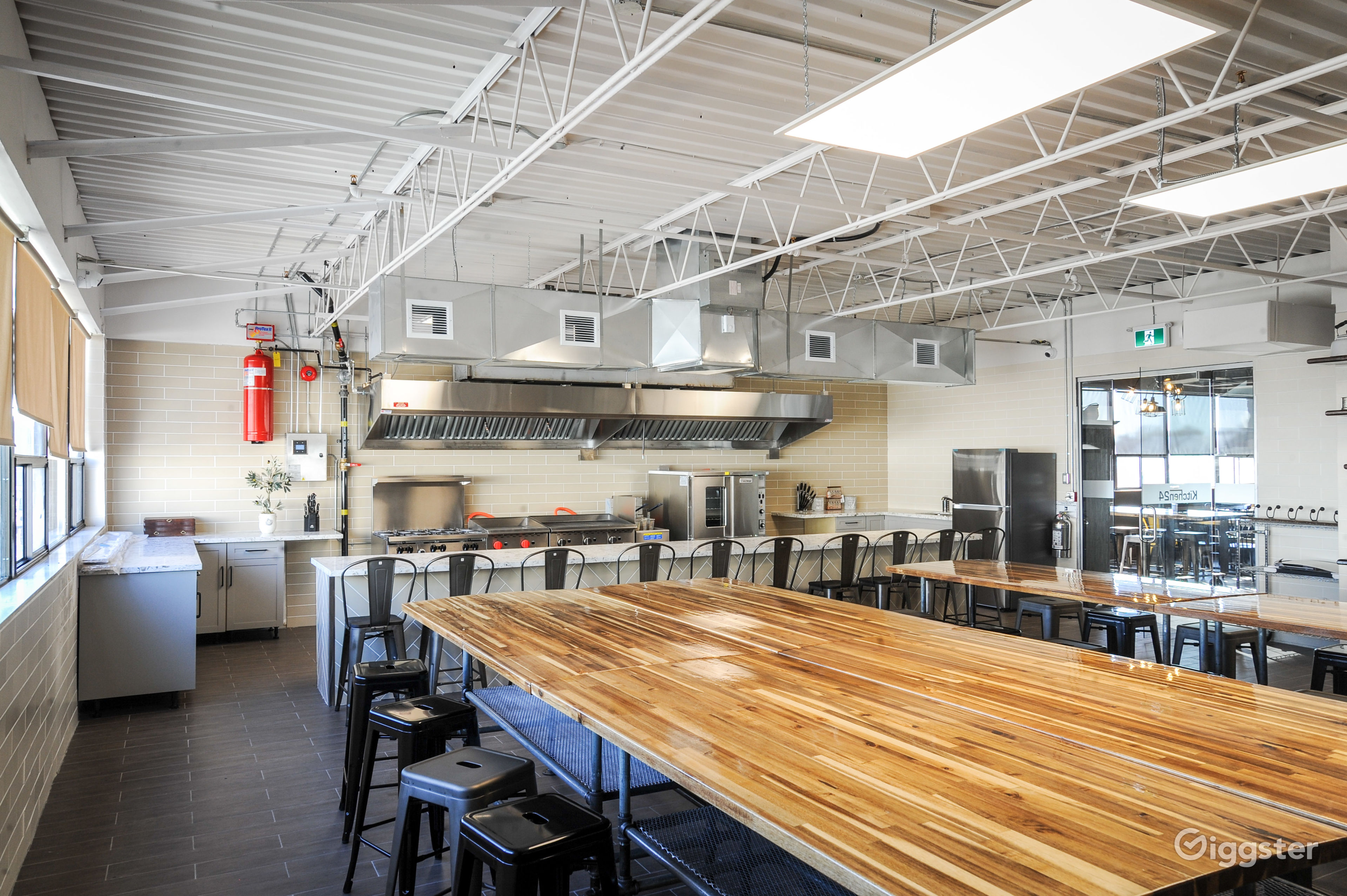 Versatile cooking Studio, Lounge & Conference room | Rent this location ...
