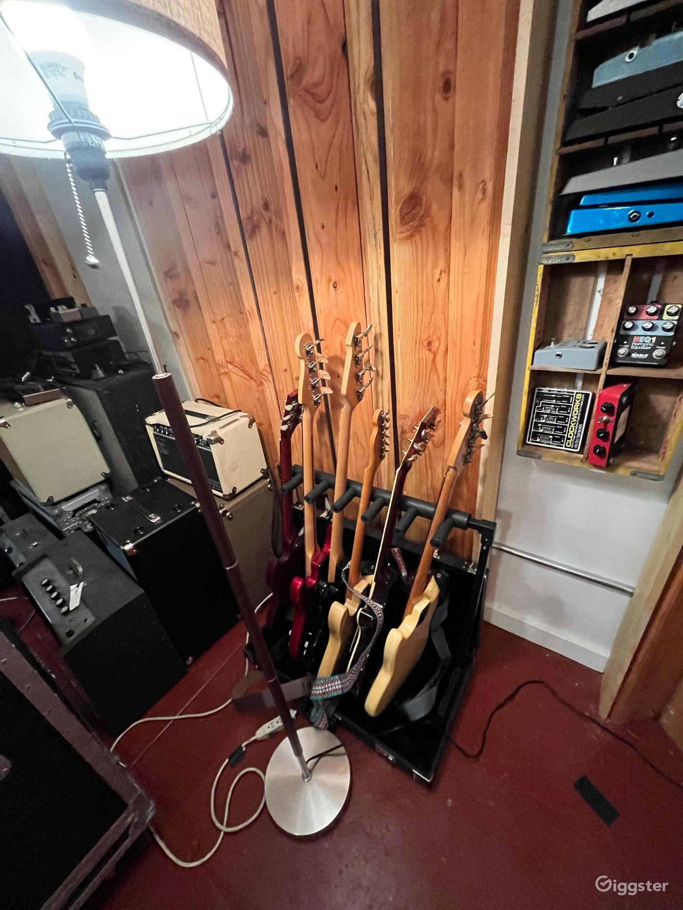 Vintage Music Recording Studio large & woody | Rent this location on ...