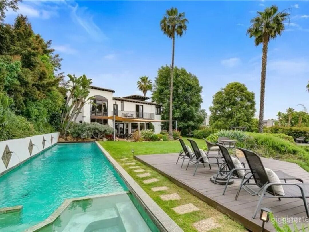 Scenic Poolside Retreat with Mountain Views in Los Angeles | Rent this ...