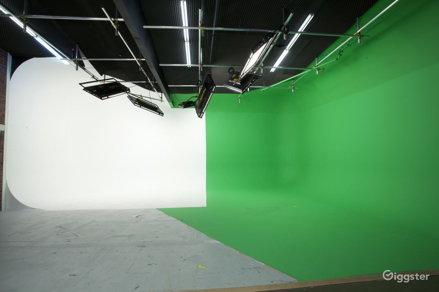 The BEST 10 Video Studio spaces for rent near me | Giggster