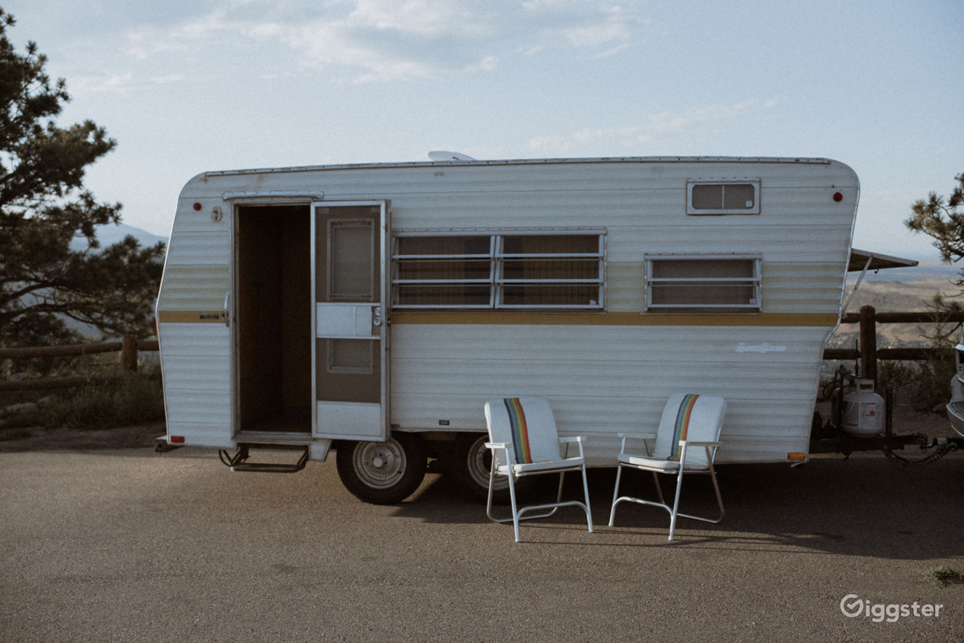 Vintage 1975 Retro Travel Trailer Camper | Rent this location on Giggster