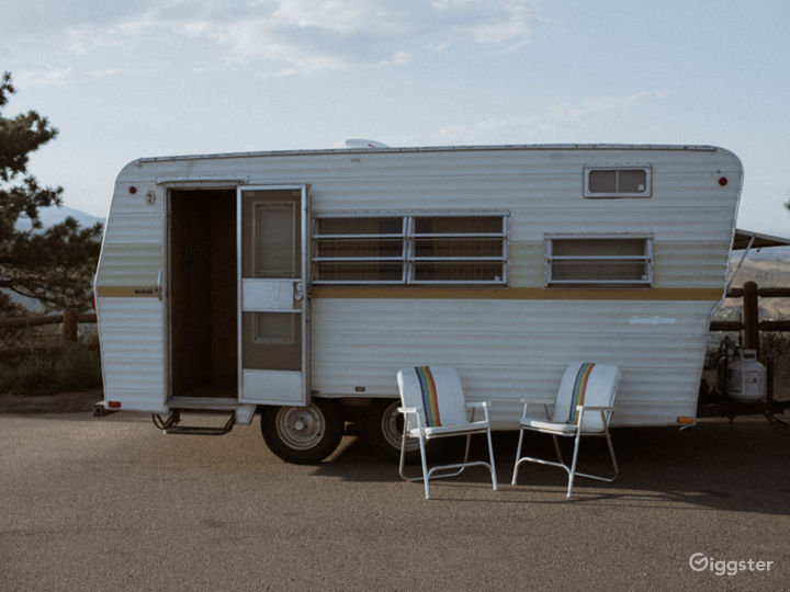 Vintage 1975 Retro Travel Trailer Camper | Rent this location on Giggster