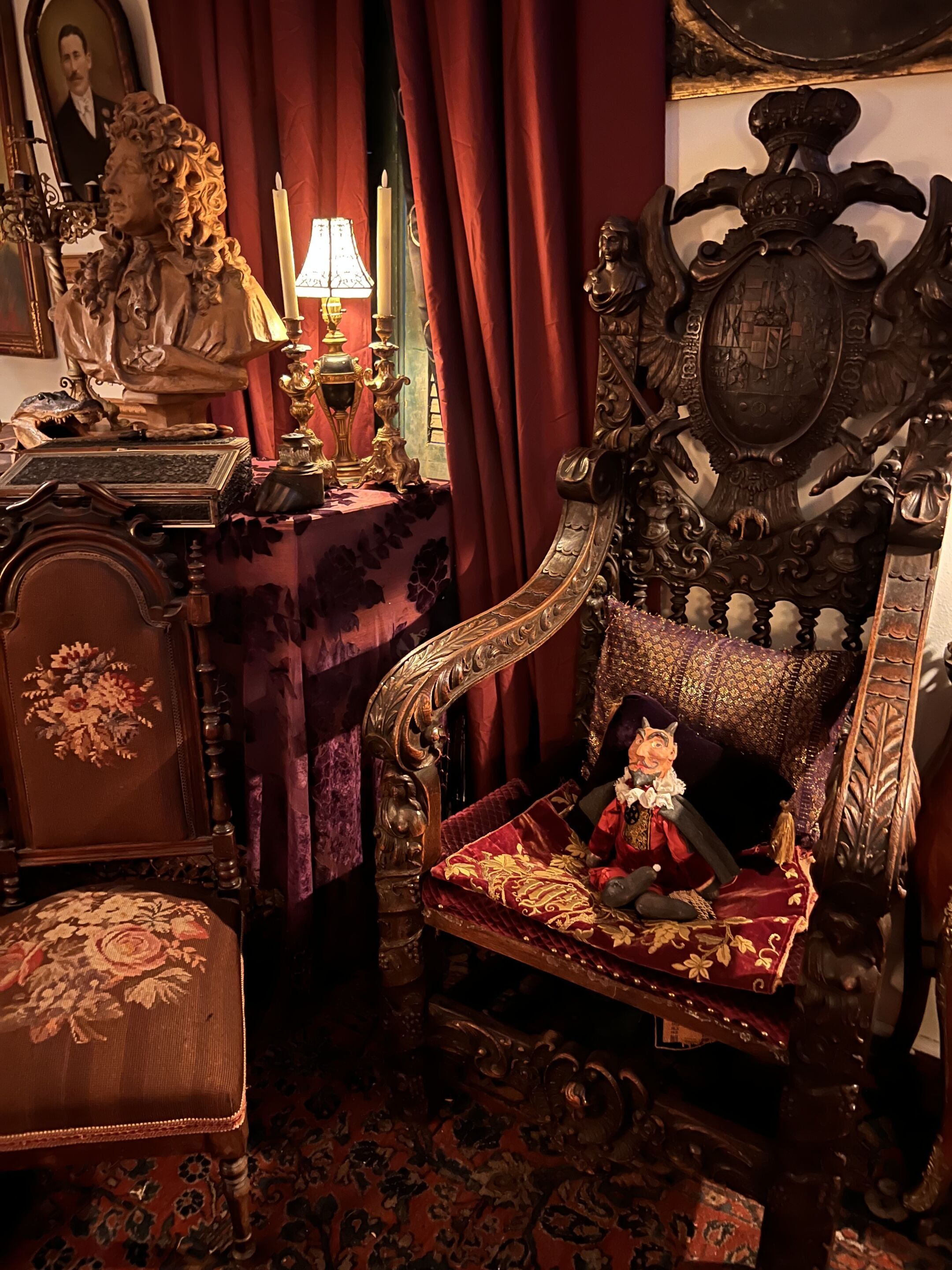 Southern gothic maximalist dream | Rent this location on Giggster