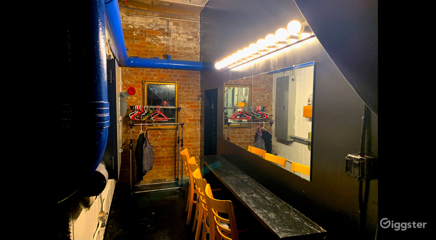 An Intimate Performance Space in New York | Rent this location on Giggster