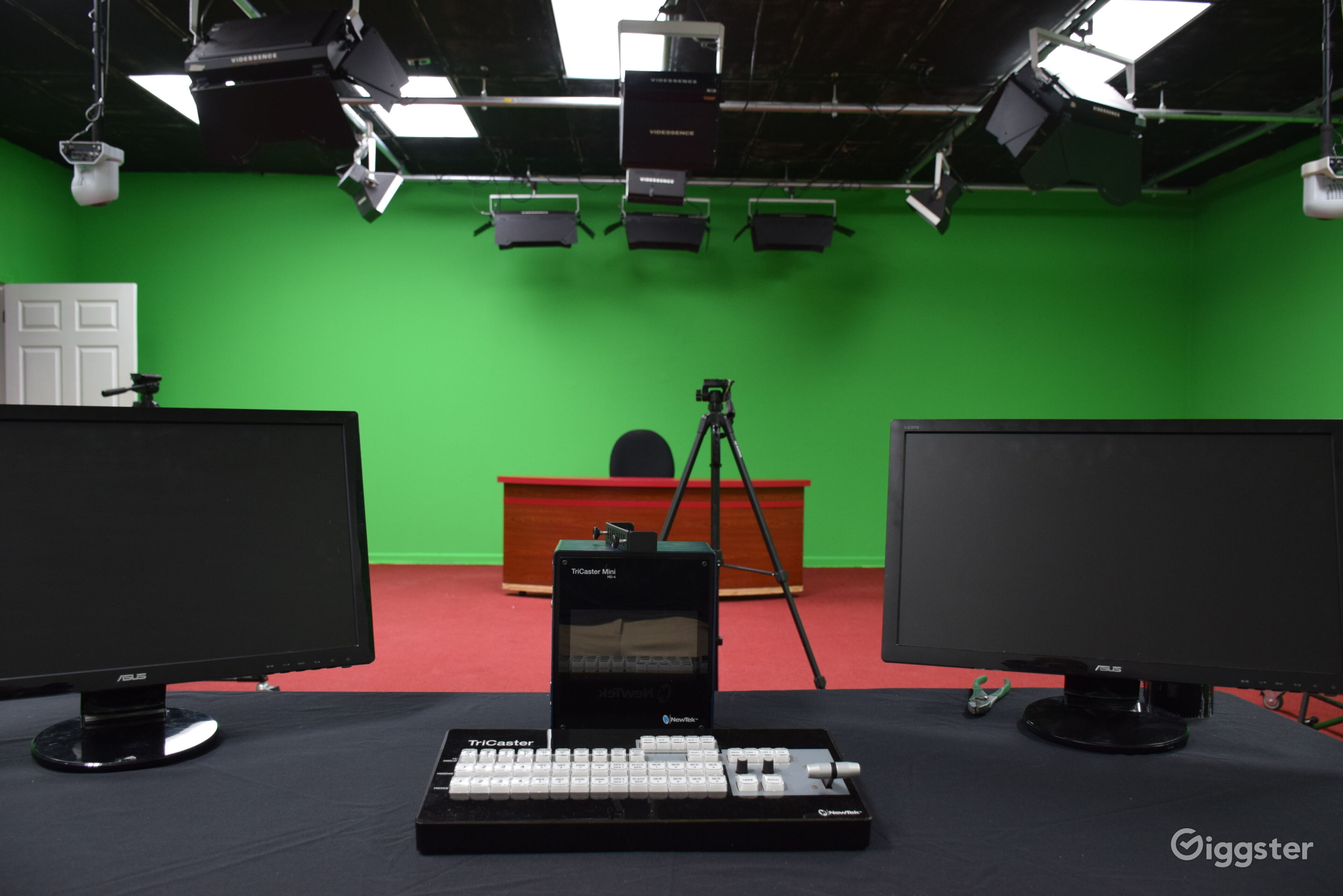 Broadcast Studios | Rent this location on Giggster