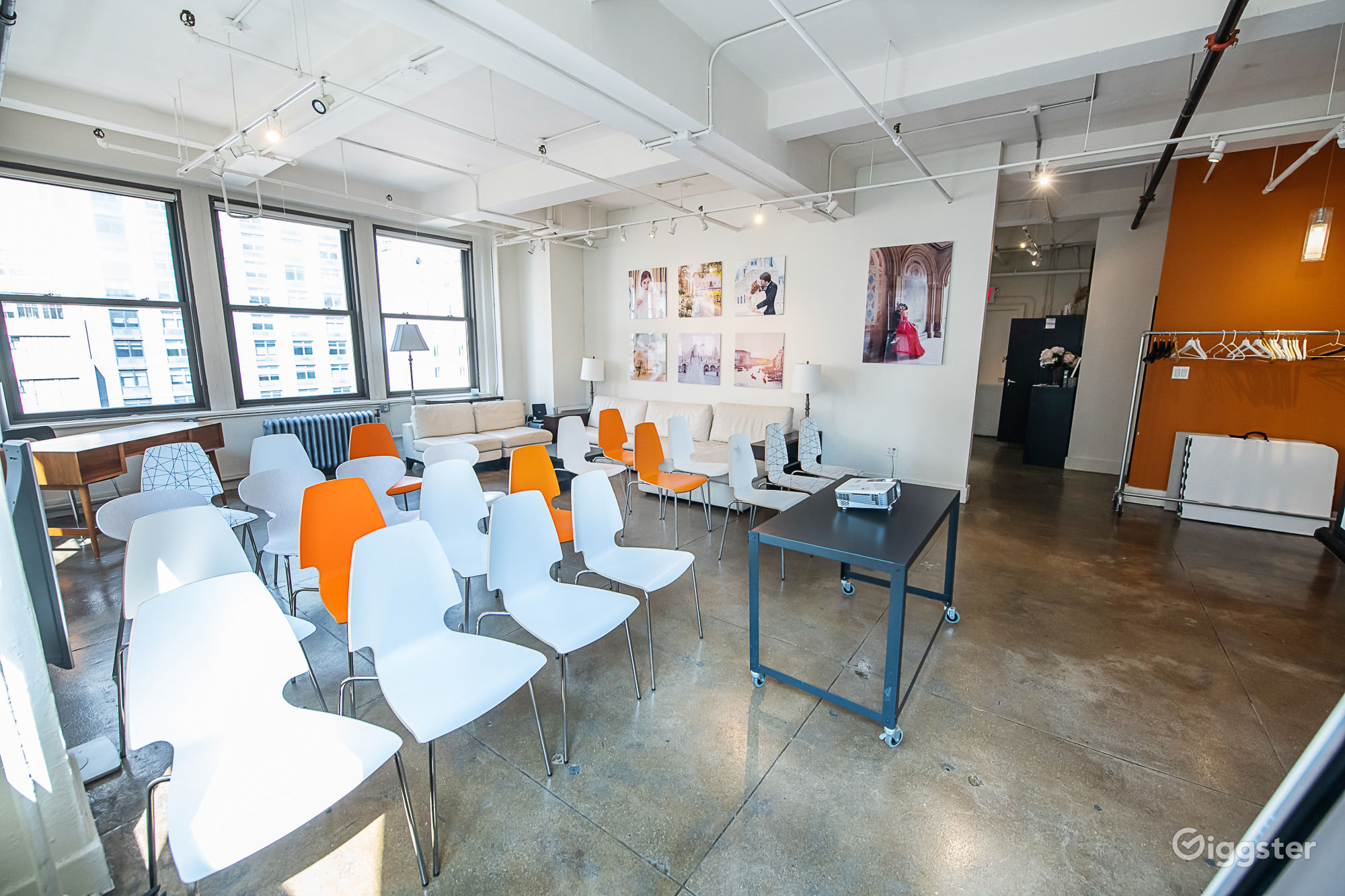 Fantastic Midtown Art Studio with skyline views! | Rent this location ...