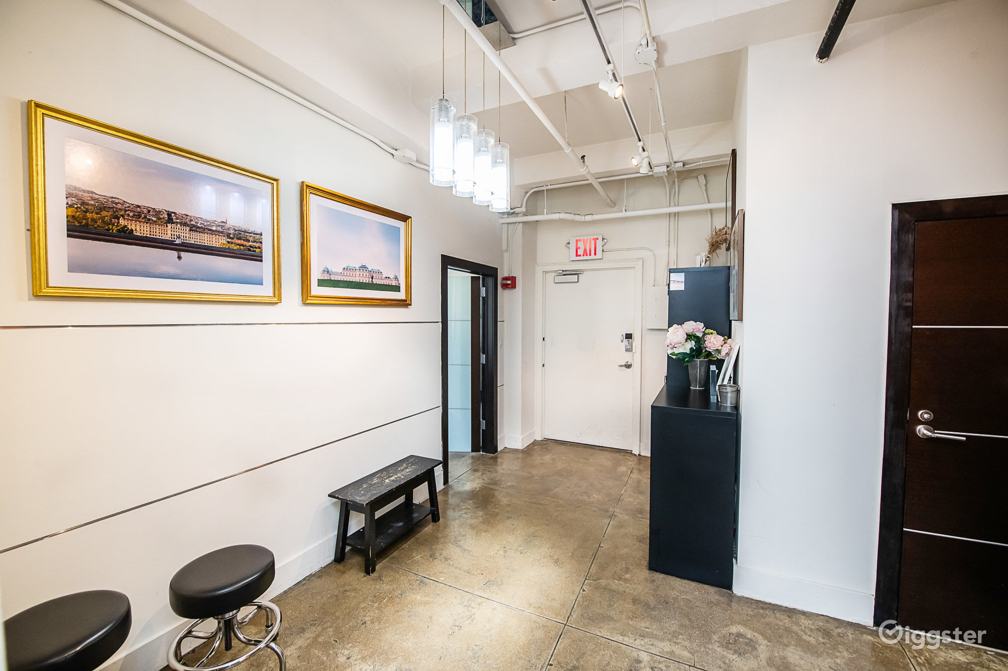 Fantastic Midtown Art Studio with skyline views! | Rent this location ...