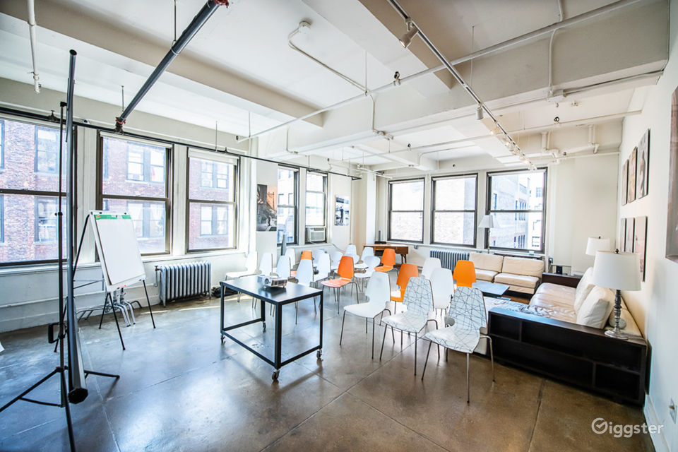 Fantastic Midtown Art Studio with skyline views! | Rent this location ...