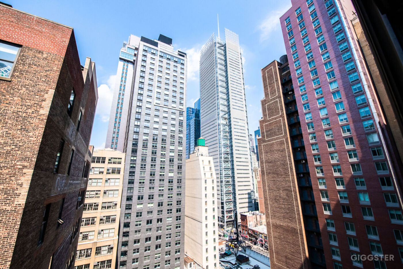 Fantastic Midtown Art Studio with skyline views! | Rent this location ...